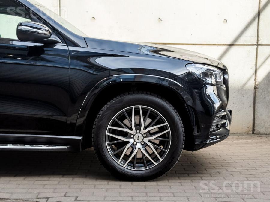 Black Mercedes-Benz GLS 350 2021 in Riga, with an engine capacity of 3.00 L and mileage of 69 thousand km for 41000 €, photo 6 on AUTOMOTO.COM.LV