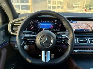 Melns Mercedes-Benz GLS 350 2025 Viļņa, ar dzinēja tilpumu 2.99 L un nobraukumu 20 tūkst. km par 119400 €, foto 16 vietnē AUTOMOTO.COM.LV