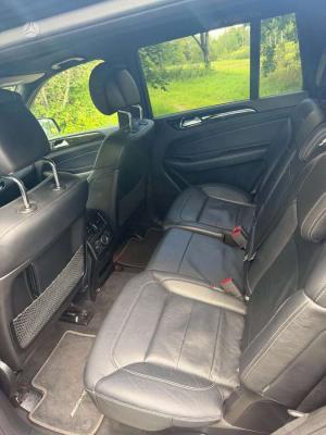 Blue Mercedes-Benz GLS 350 2018 in Silale, with an engine capacity of 2.99 L and mileage of 182 thousand km for 38000 €, photo 7 on AUTOMOTO.COM.LV