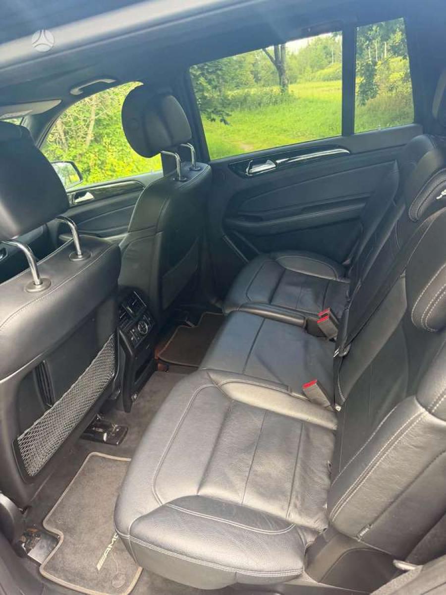Blue Mercedes-Benz GLS 350 2018 in Silale, with an engine capacity of 2.99 L and mileage of 182 thousand km for 38000 €, photo 7 on AUTOMOTO.COM.LV