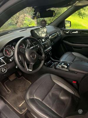 Blue Mercedes-Benz GLS 350 2018 in Silale, with an engine capacity of 2.99 L and mileage of 182 thousand km for 38000 €, photo 9 on AUTOMOTO.COM.LV
