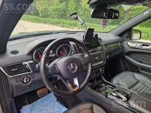 Мерседес ГЛС 350 2018 в Рига, объемом двигателя 3.00 л и пробегом 208 тыс. км за 33000 €, фото 6 на AUTOMOTO.COM.LV