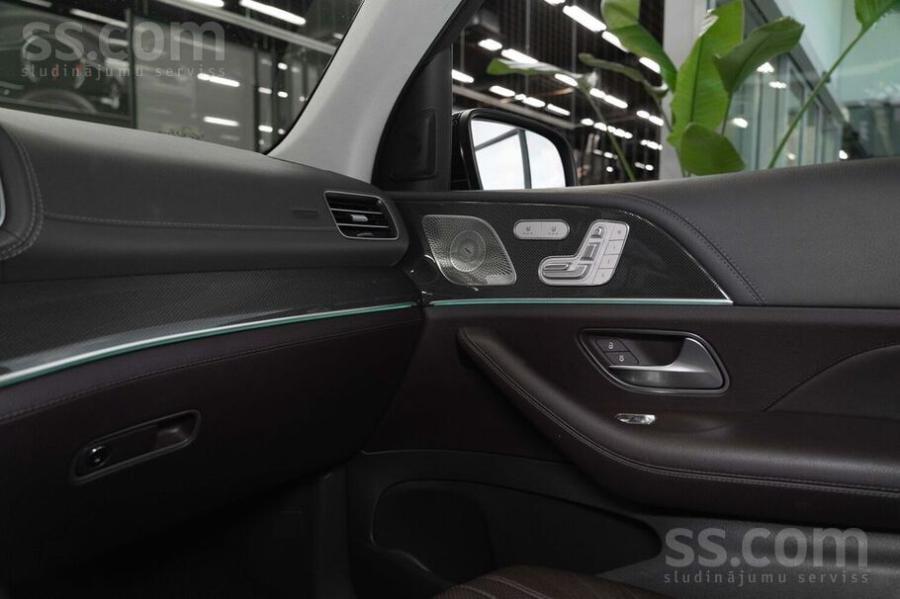 Mercedes-Benz GLS 350 2020 Rīga, ar dzinēja tilpumu 3.00 L un nobraukumu 102 tūkst. km par 79000 €, foto 26 vietnē AUTOMOTO.COM.LV