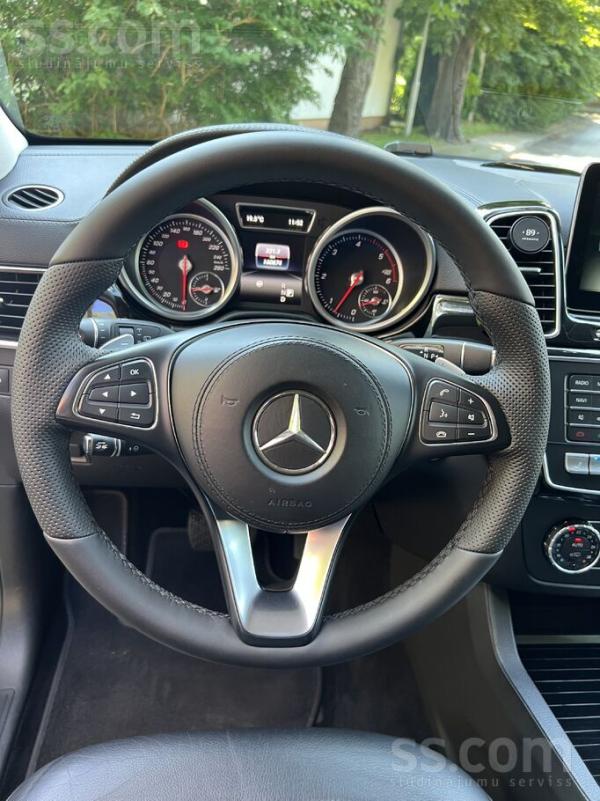 Pelēks Mercedes-Benz GLS 350 2016 Jūrmala, ar dzinēja tilpumu 3.00 L un nobraukumu 160 tūkst. km par 39500 €, foto 8 vietnē AUTOMOTO.COM.LV