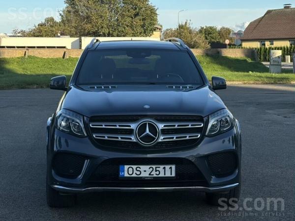 Мерседес ГЛС 350 2016 в Рига на AUTOMOTO.COM.LV Серый Мерседес ГЛС 350 2016 в Рига, объемом двигателя 3.00 л и пробегом 132 тыс. км за 44450 €, фото 3 на AUTOMOTO.COM.LV