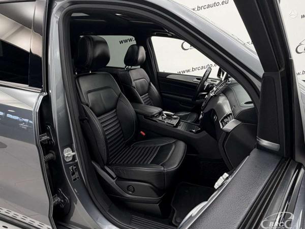 Pelēks Mercedes-Benz GLS 350 2017 Viļņa, ar dzinēja tilpumu 2.99 L un nobraukumu 194 tūkst. km par 34900 €, foto 8 vietnē AUTOMOTO.COM.LV