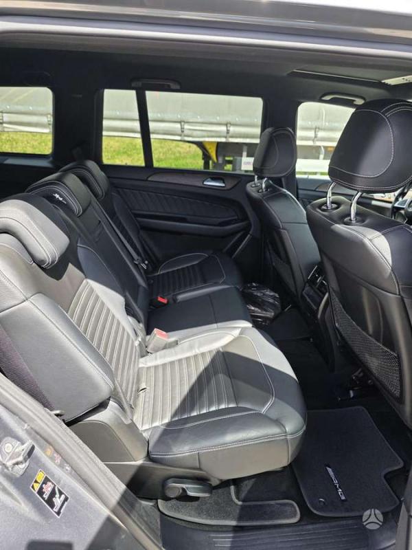 Grey Mercedes-Benz GLS 350 2018 in Klaipeda, with an engine capacity of 2.99 L and mileage of 259 thousand km for 29500 €, photo 7 on AUTOMOTO.COM.LV