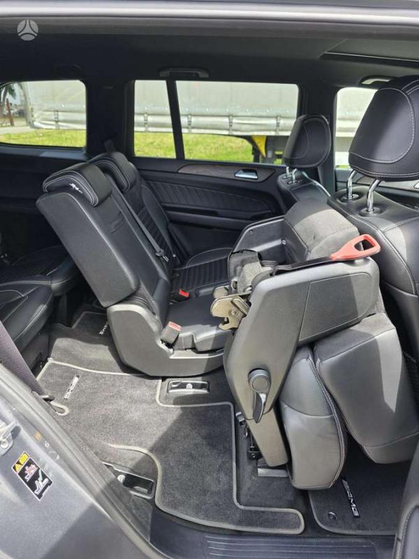 Grey Mercedes-Benz GLS 350 2018 in Klaipeda, with an engine capacity of 2.99 L and mileage of 259 thousand km for 29500 €, photo 9 on AUTOMOTO.COM.LV