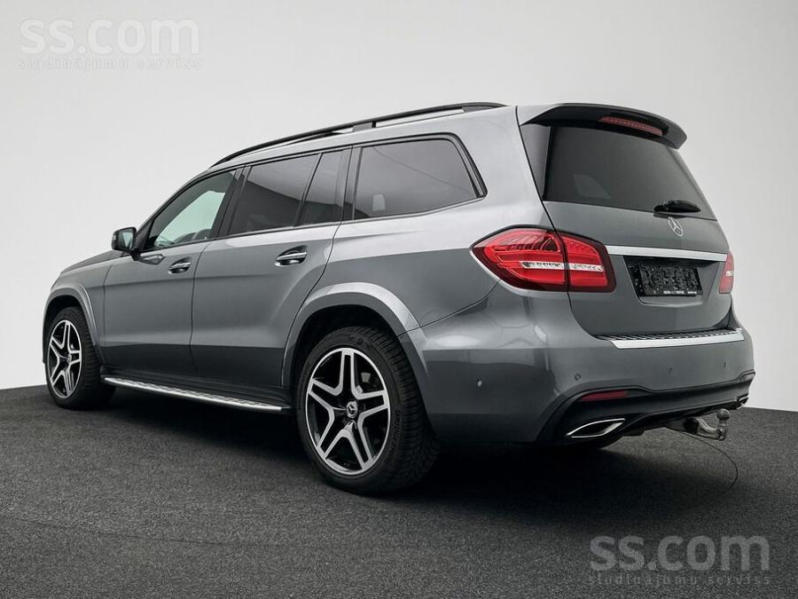 Grey Mercedes-Benz GLS 350 2019 in Riga, with an engine capacity of 3.00 L and mileage of 162 thousand km for 39950 €, photo 3 on AUTOMOTO.COM.LV