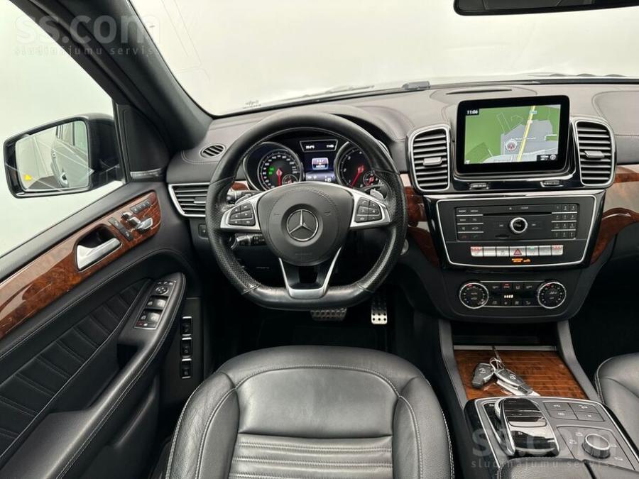 Grey Mercedes-Benz GLS 350 2019 in Riga, with an engine capacity of 3.00 L and mileage of 162 thousand km for 39950 €, photo 11 on AUTOMOTO.COM.LV