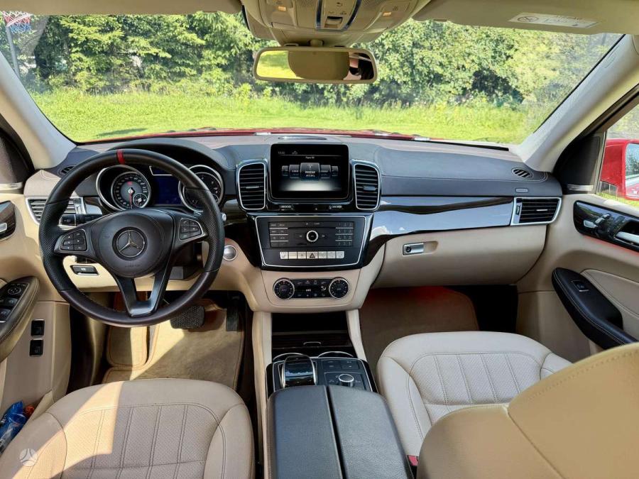 Red Mercedes-Benz GLS 350 2016 in Vilnius, with an engine capacity of 2.99 L and mileage of 240 thousand km for 32500 €, photo 23 on AUTOMOTO.COM.LV