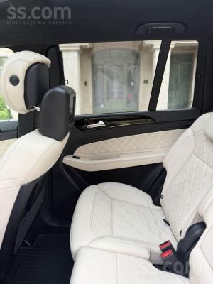 Sarkans Mercedes-Benz GLS 350 2016 Jūrmala, ar dzinēja tilpumu 3.00 L un nobraukumu 299 tūkst. km par 26500 €, foto 13 vietnē AUTOMOTO.COM.LV