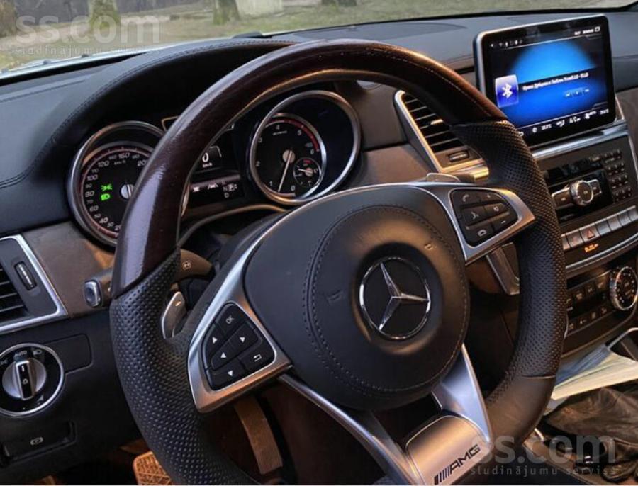 White Mercedes-Benz GLS 350 2013 in Riga, with an engine capacity of 3.00 L and mileage of 0 thousand km for 27000 €, photo 15 on AUTOMOTO.COM.LV