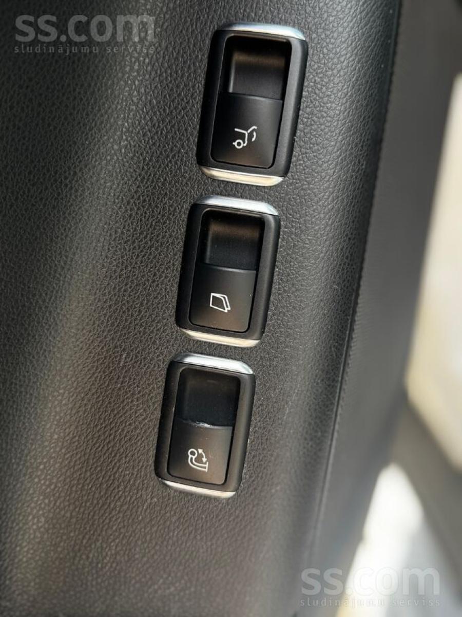 Balts Mercedes-Benz GLS 350 2017 Rīga, ar dzinēja tilpumu 3.00 L un nobraukumu 266 tūkst. km par 35200 €, foto 16 vietnē AUTOMOTO.COM.LV