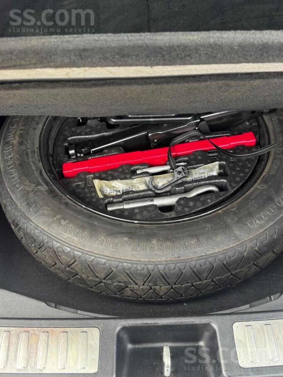 Balts Mercedes-Benz GLS 350 2017 Rīga, ar dzinēja tilpumu 3.00 L un nobraukumu 266 tūkst. km par 35200 €, foto 25 vietnē AUTOMOTO.COM.LV