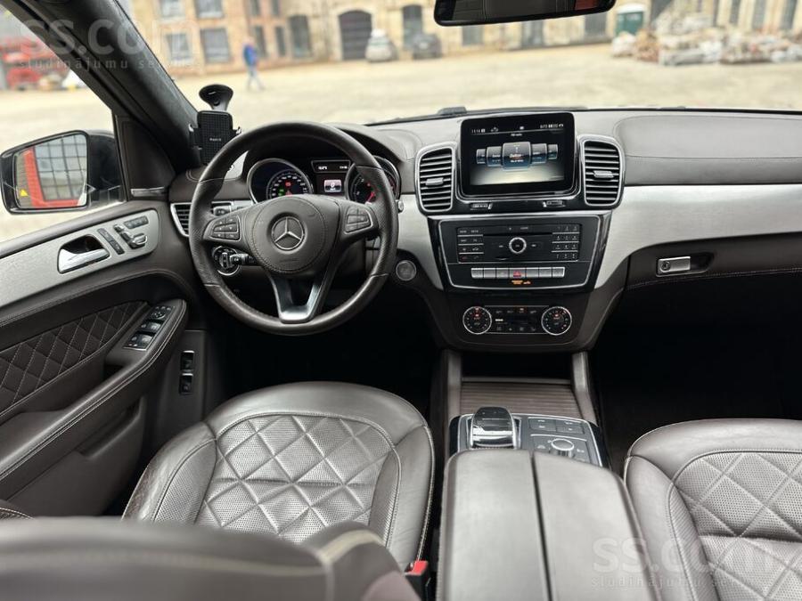 Balts Mercedes-Benz GLS 350 2018 Rīga, ar dzinēja tilpumu 3.00 L un nobraukumu 214 tūkst. km par 39999 €, foto 7 vietnē AUTOMOTO.COM.LV