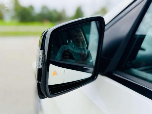 Balts Mercedes-Benz GLS 350 2018 Šauļi, ar dzinēja tilpumu 2.99 L un nobraukumu 202 tūkst. km par 38499 €, foto 8 vietnē AUTOMOTO.COM.LV