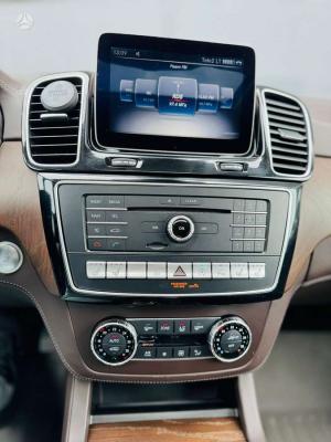 Balts Mercedes-Benz GLS 350 2018 Šauļi, ar dzinēja tilpumu 2.99 L un nobraukumu 202 tūkst. km par 38499 €, foto 20 vietnē AUTOMOTO.COM.LV