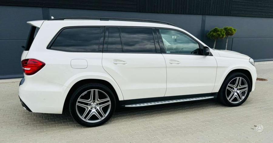 Balts Mercedes-Benz GLS 350 2018 Šauļi, ar dzinēja tilpumu 2.99 L un nobraukumu 202 tūkst. km par 38499 €, foto 34 vietnē AUTOMOTO.COM.LV