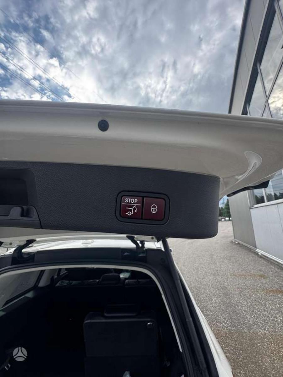 Balts Mercedes-Benz GLS 350 2017 Rīga, ar dzinēja tilpumu 3.00 L un nobraukumu 282 tūkst. km par 32000 €, foto 24 vietnē AUTOMOTO.COM.LV