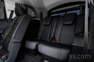 Black Mercedes-Benz GLS 400 2020 in Riga, with an engine capacity of 3.00 L and mileage of 72 thousand km for 69900 €, photo 18 on AUTOMOTO.COM.LV