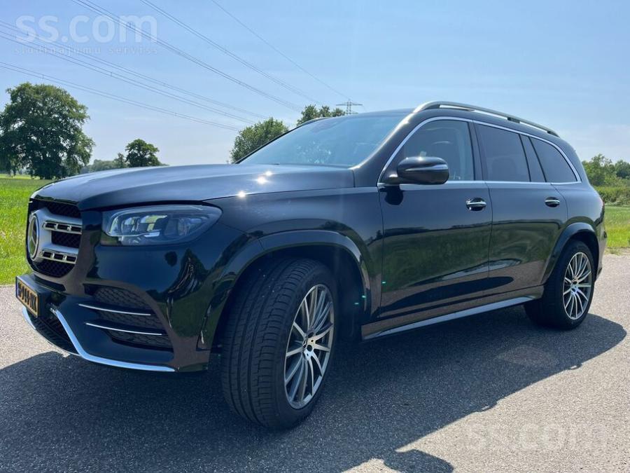 Melns Mercedes-Benz GLS 400 2020 Tukums, ar dzinēja tilpumu 3.00 L un nobraukumu 200 tūkst. km par 55500 €, foto 2 vietnē AUTOMOTO.COM.LV