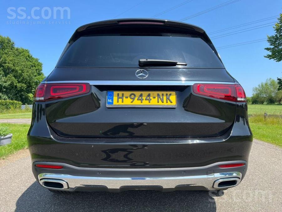 Melns Mercedes-Benz GLS 400 2020 Tukums, ar dzinēja tilpumu 3.00 L un nobraukumu 200 tūkst. km par 55500 €, foto 21 vietnē AUTOMOTO.COM.LV