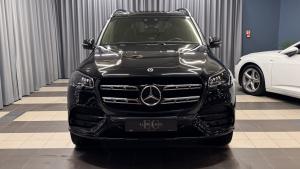 Melns Mercedes-Benz GLS 400 2020 Rīga, ar dzinēja tilpumu 3.00 L un nobraukumu 125 tūkst. km par 62990 €, foto  vietnē AUTOMOTO.COM.LV