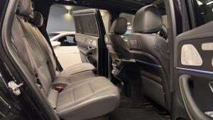 Melns Mercedes-Benz GLS 400 2020 Rīga, ar dzinēja tilpumu 3.00 L un nobraukumu 125 tūkst. km par 62990 €, foto 14 vietnē AUTOMOTO.COM.LV