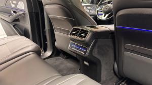 Melns Mercedes-Benz GLS 400 2020 Rīga, ar dzinēja tilpumu 3.00 L un nobraukumu 125 tūkst. km par 62990 €, foto 16 vietnē AUTOMOTO.COM.LV