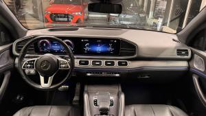 Melns Mercedes-Benz GLS 400 2020 Rīga, ar dzinēja tilpumu 3.00 L un nobraukumu 125 tūkst. km par 62990 €, foto 22 vietnē AUTOMOTO.COM.LV