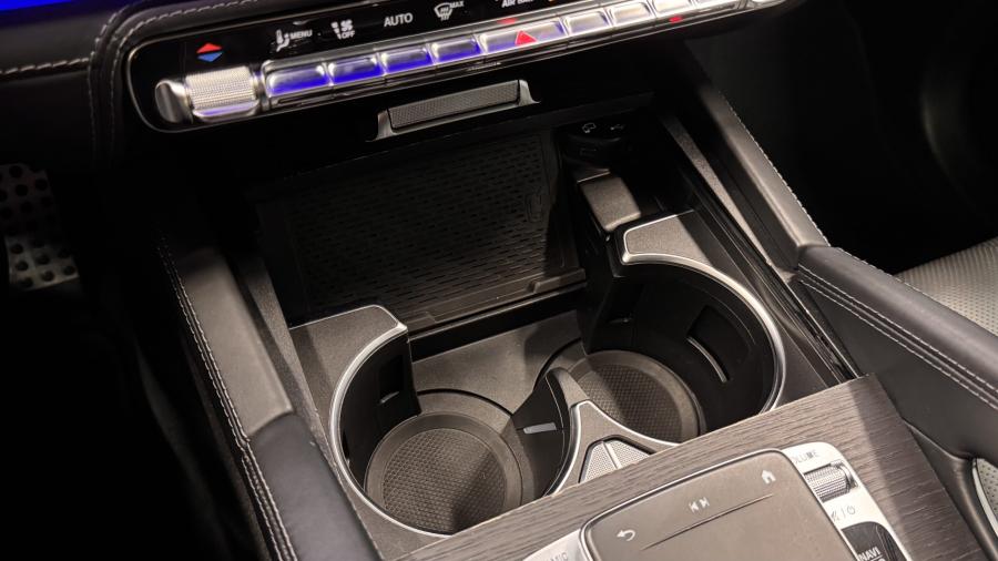 Melns Mercedes-Benz GLS 400 2020 Rīga, ar dzinēja tilpumu 3.00 L un nobraukumu 125 tūkst. km par 62990 €, foto 25 vietnē AUTOMOTO.COM.LV