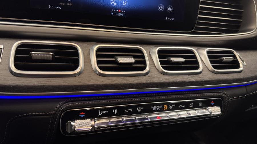 Melns Mercedes-Benz GLS 400 2020 Rīga, ar dzinēja tilpumu 3.00 L un nobraukumu 125 tūkst. km par 62990 €, foto 26 vietnē AUTOMOTO.COM.LV