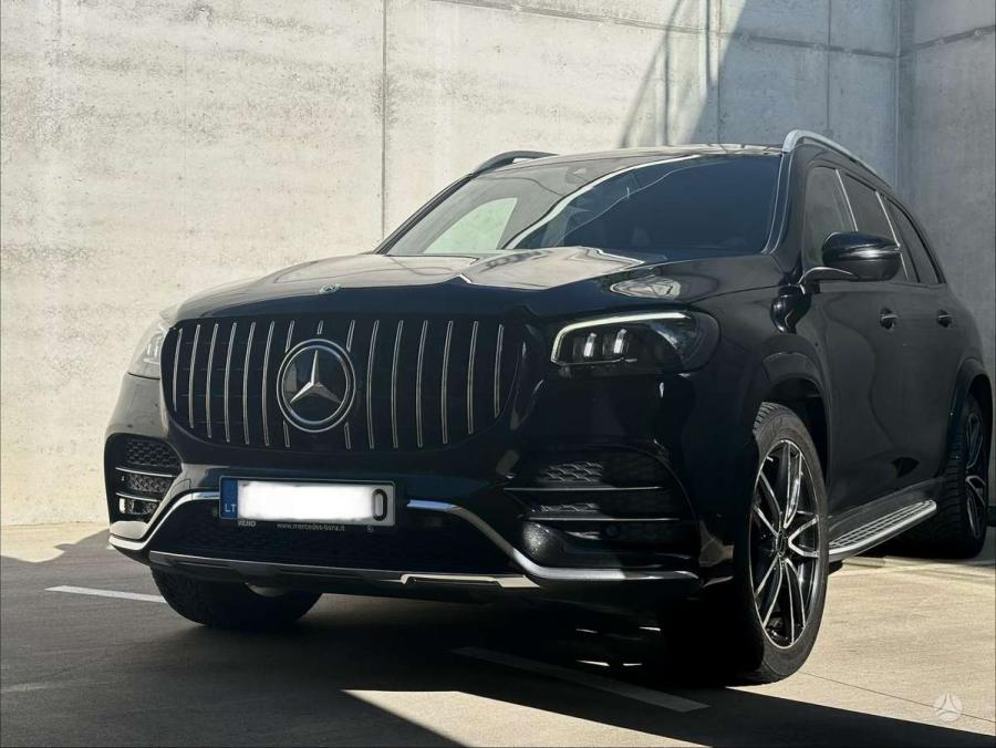 Черный Мерседес ГЛС 400 2020 в Вильнюс, объемом двигателя 2.93 л и пробегом 167 тыс. км за 59000 €, фото 4 на AUTOMOTO.COM.LV