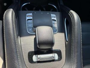 Melns Mercedes-Benz GLS 400 2020 Mažeikiai, ar dzinēja tilpumu 3.00 L un nobraukumu 308 tūkst. km par 48800 €, foto 13 vietnē AUTOMOTO.COM.LV
