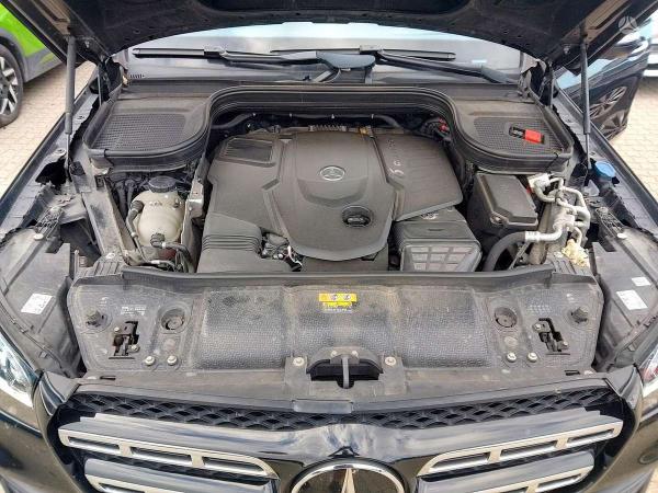 Black Mercedes-Benz GLS 400 2020 in Kaunas, with an engine capacity of 2.93 L and mileage of 172 thousand km for 44999 €, photo 8 on AUTOMOTO.COM.LV