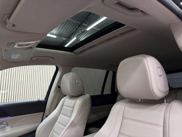 Melns Mercedes-Benz GLS 400 2020 Marijampole, ar dzinēja tilpumu 2.93 L un nobraukumu 157 tūkst. km par 57500 €, foto 4 vietnē AUTOMOTO.COM.LV