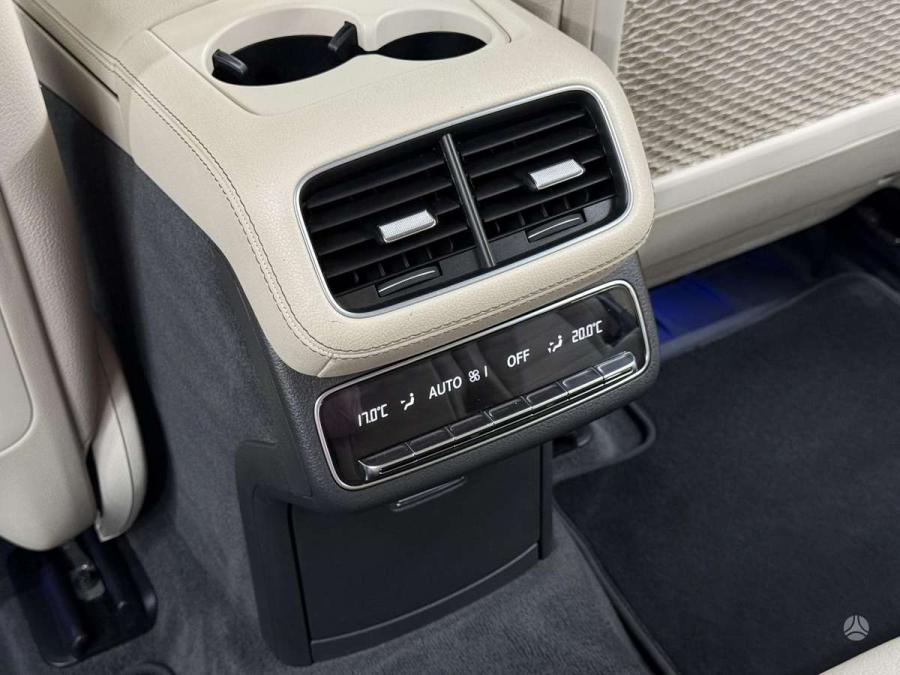 Melns Mercedes-Benz GLS 400 2020 Marijampole, ar dzinēja tilpumu 2.93 L un nobraukumu 157 tūkst. km par 57500 €, foto 22 vietnē AUTOMOTO.COM.LV