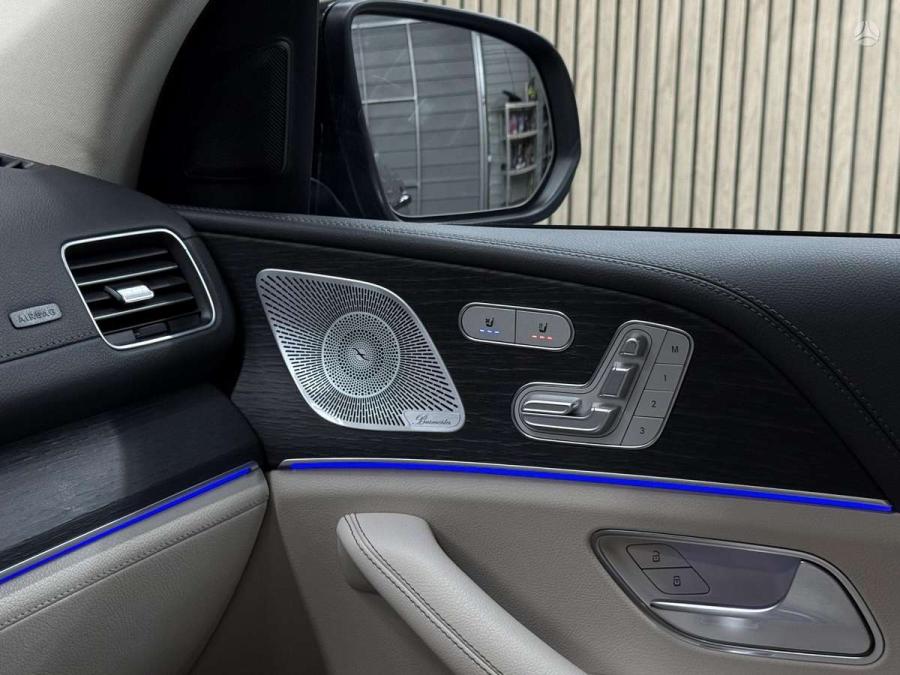 Melns Mercedes-Benz GLS 400 2020 Marijampole, ar dzinēja tilpumu 2.93 L un nobraukumu 157 tūkst. km par 57500 €, foto 37 vietnē AUTOMOTO.COM.LV