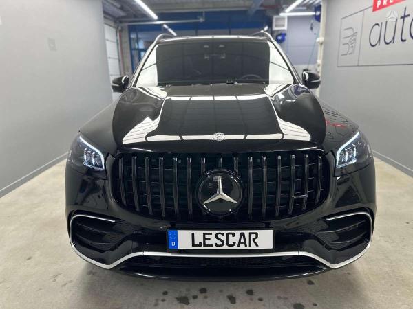 Black Mercedes-Benz GLS 400 2021 in Vilnius, with an engine capacity of 2.93 L and mileage of 90 thousand km for 87500 €, photo 3 on AUTOMOTO.COM.LV