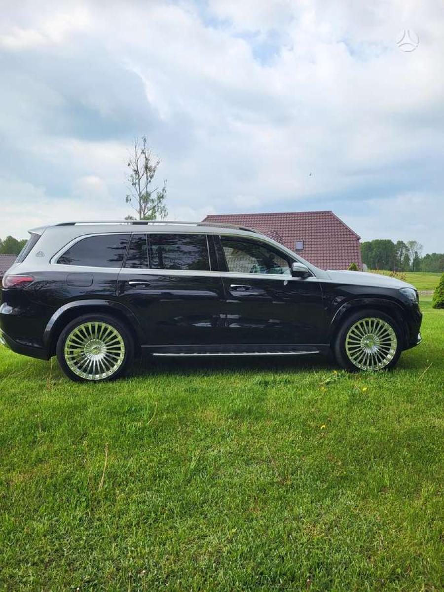 Black Mercedes-Benz GLS 400 2021 in Silale, with an engine capacity of 2.93 L and mileage of 65 thousand km for 92000 €, photo 7 on AUTOMOTO.COM.LV