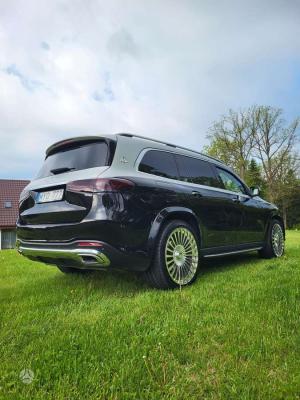 Black Mercedes-Benz GLS 400 2021 in Silale, with an engine capacity of 2.93 L and mileage of 65 thousand km for 92000 €, photo 8 on AUTOMOTO.COM.LV