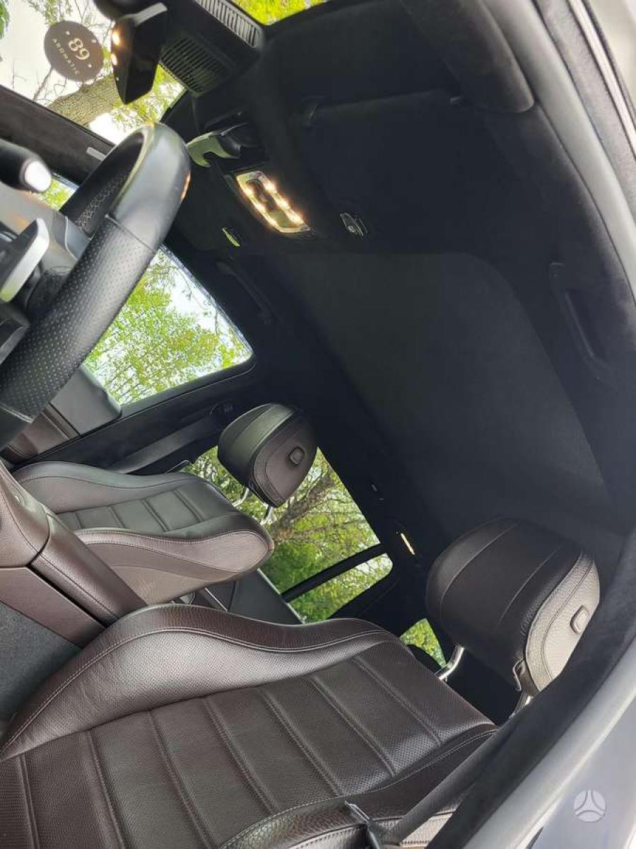 Black Mercedes-Benz GLS 400 2021 in Silale, with an engine capacity of 2.93 L and mileage of 65 thousand km for 92000 €, photo 13 on AUTOMOTO.COM.LV