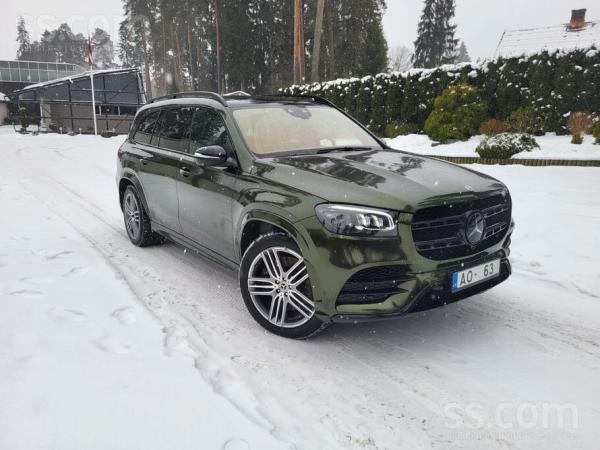 Зеленый Мерседес ГЛС 400 2020 в Огре, объемом двигателя 3.00 л и пробегом 77 тыс. км за 84900 €, фото 1 на AUTOMOTO.COM.LV