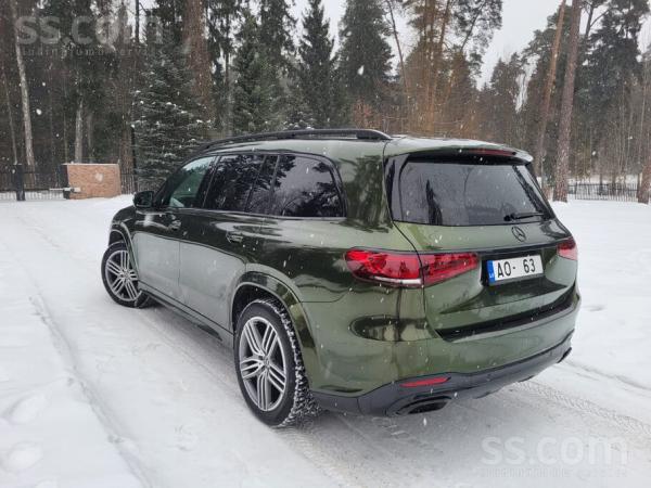 Зеленый Мерседес ГЛС 400 2020 в Огре, объемом двигателя 3.00 л и пробегом 77 тыс. км за 84900 €, фото 3 на AUTOMOTO.COM.LV