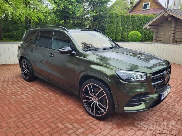 Zaļš Mercedes-Benz GLS 400 2020 Ogre, ar dzinēja tilpumu 3.00 L un nobraukumu 80 tūkst. km par 79900 €, foto 1 vietnē AUTOMOTO.COM.LV