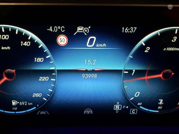 Pelēks Mercedes-Benz GLS 400 2020 Alīta, ar dzinēja tilpumu 3.00 L un nobraukumu 94 tūkst. km par 66900 €, foto 11 vietnē AUTOMOTO.COM.LV
