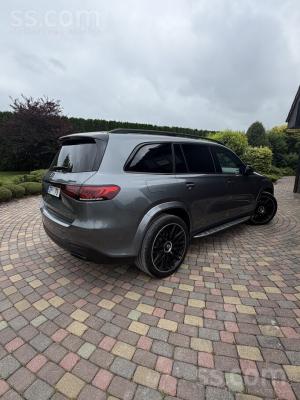 Grey Mercedes-Benz GLS 400 2020 in Riga, with an engine capacity of 3.00 L and mileage of 147 thousand km for 67500 €, photo 4 on AUTOMOTO.COM.LV
