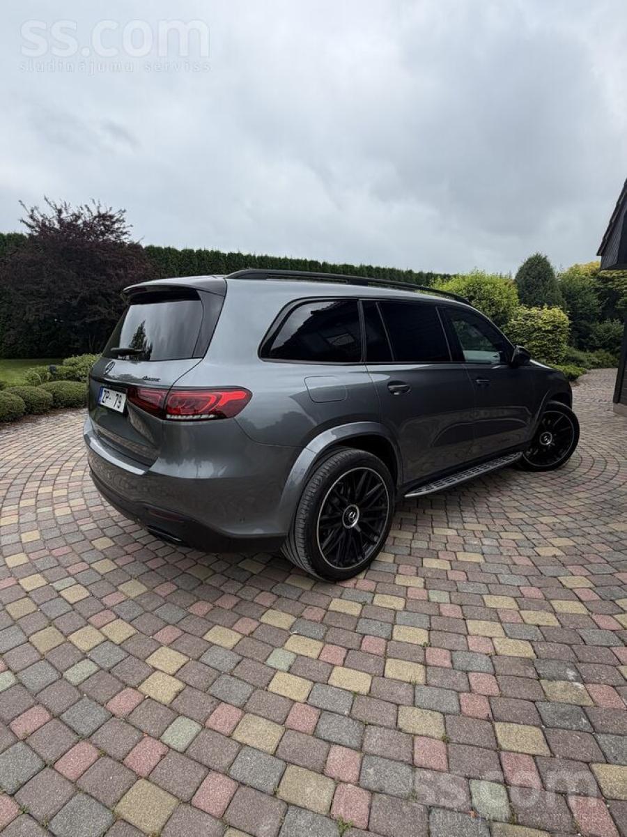 Grey Mercedes-Benz GLS 400 2020 in Riga, with an engine capacity of 3.00 L and mileage of 147 thousand km for 67500 €, photo 4 on AUTOMOTO.COM.LV