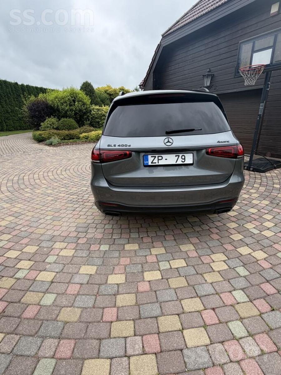 Grey Mercedes-Benz GLS 400 2020 in Riga, with an engine capacity of 3.00 L and mileage of 147 thousand km for 67500 €, photo 5 on AUTOMOTO.COM.LV